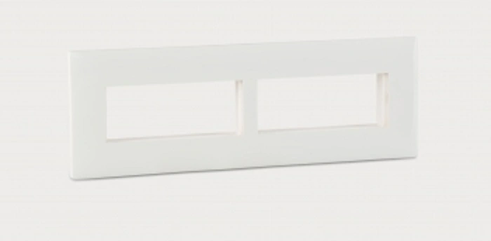 Legrand Mylinc Plate 8M- White