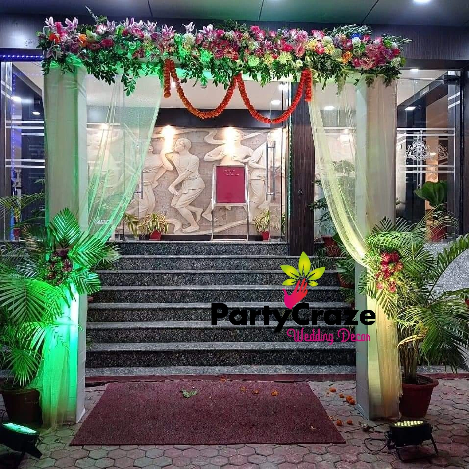 Flower Gate Decor Rental