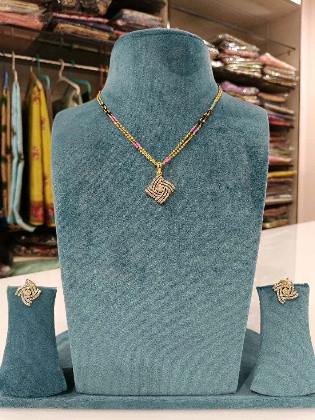 Diamond Copy Pendent With Real Beads