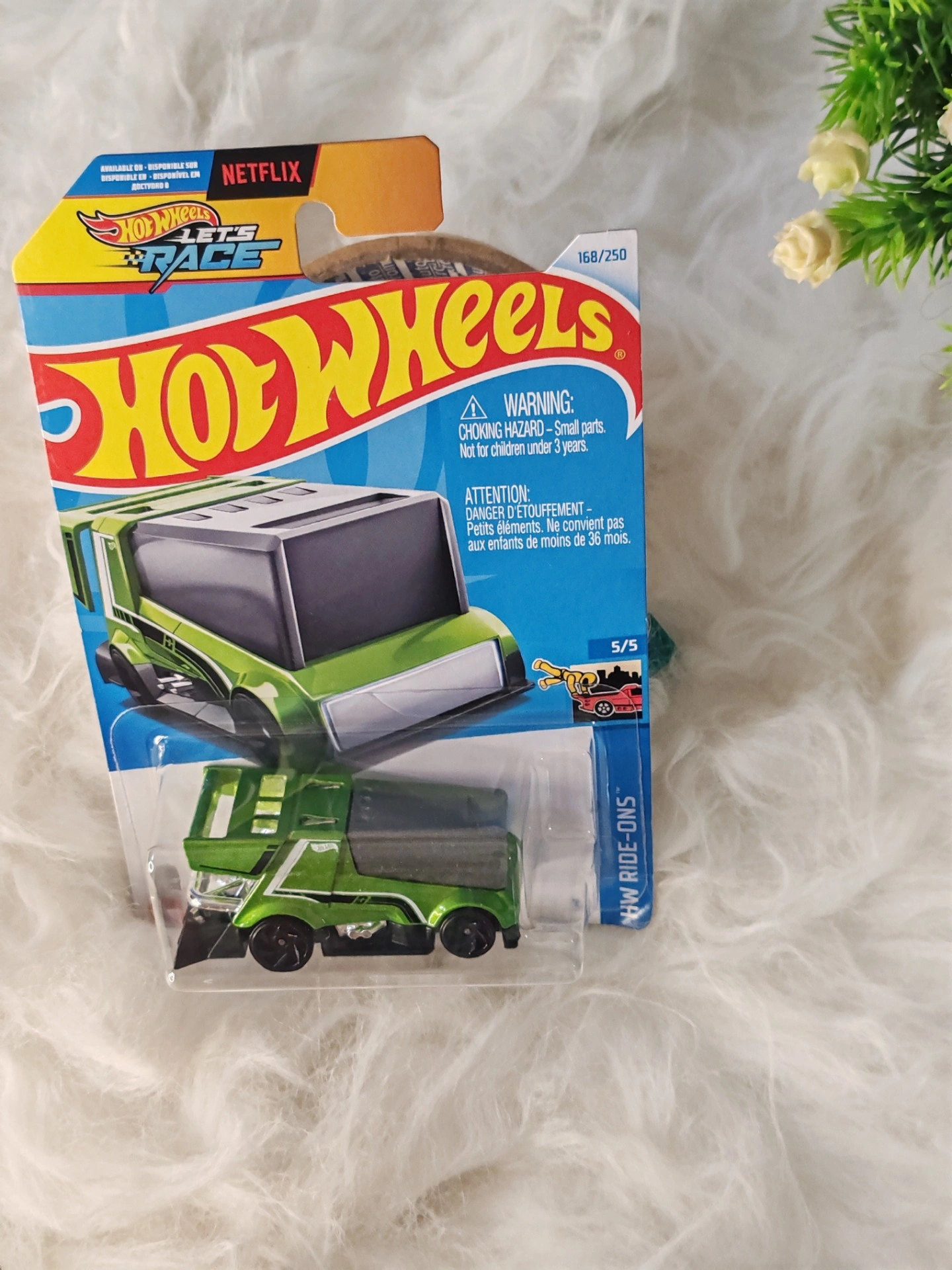 Hot Wheels 1:64 Scale|RINK RACER|HW RIDE-ONS|5/5|168/250