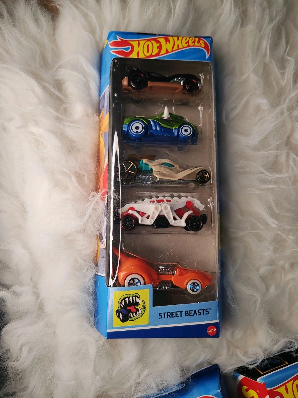 Hot Wheels STREET BEASTS Pack of 5 ( HOWLIN' HEAT | PURRFECT SPEED ...