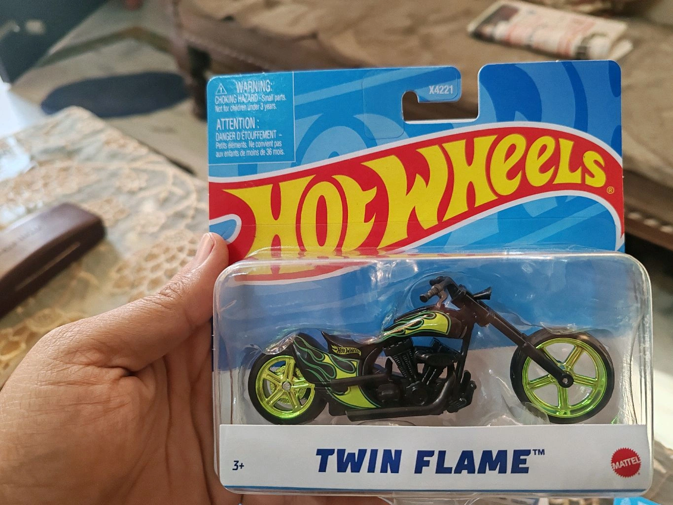 Hotwheels TWIN FLAME" BIKE