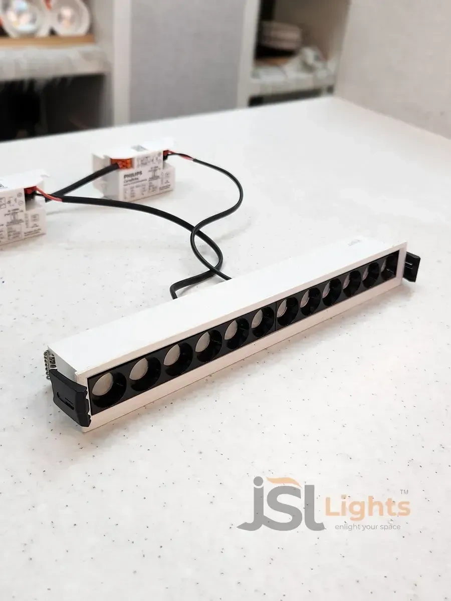 AP020 24W White Linear Recessed COB Spotlight