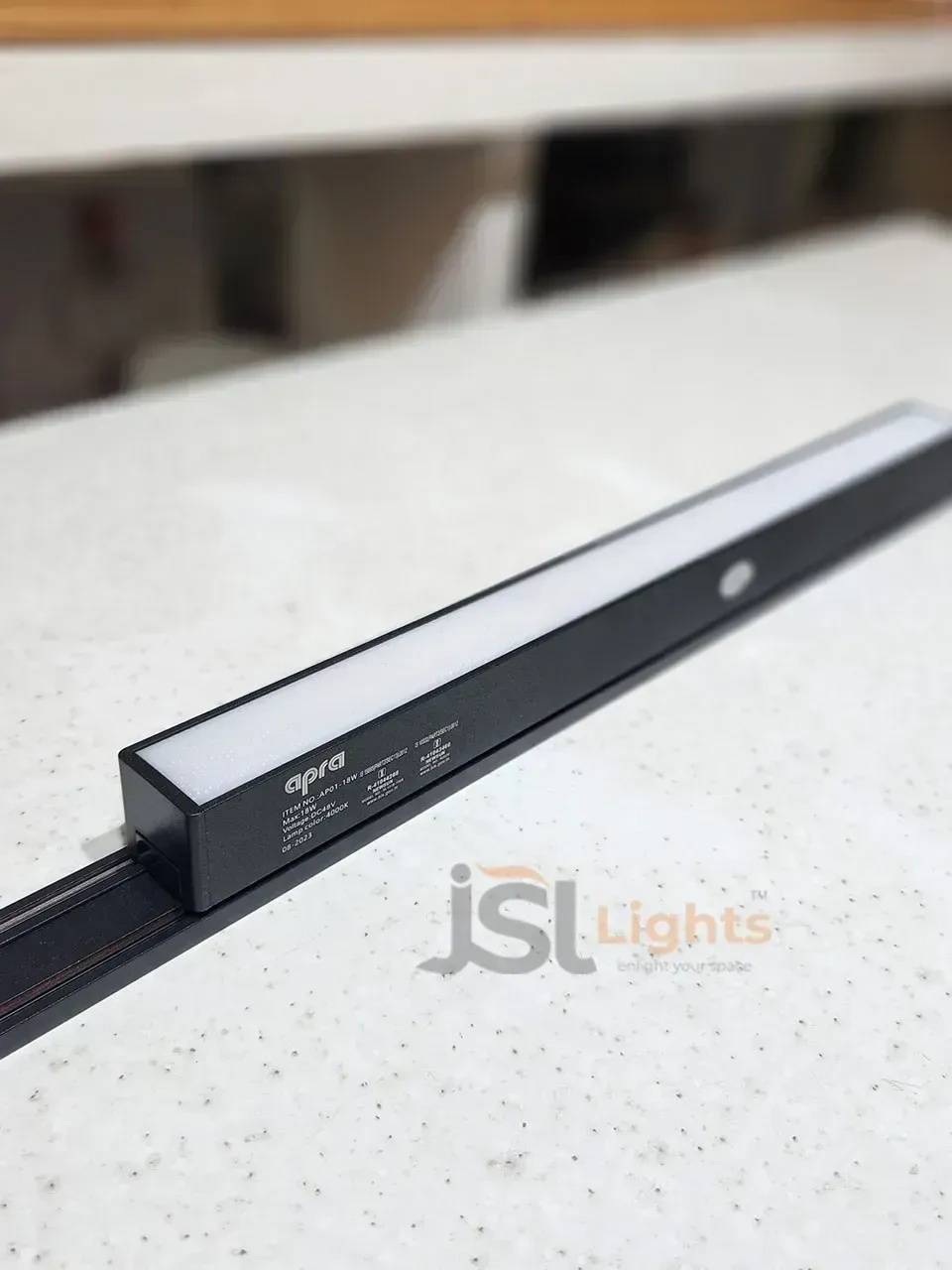 MG-01 Ultra Thin Linear Diffused Magnetic Track Light