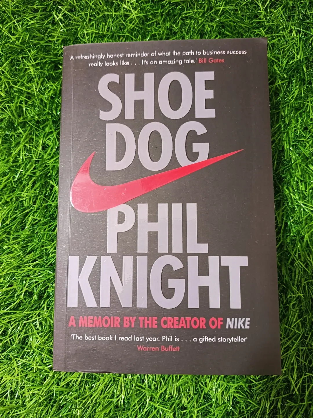 Shoe Dog: Phil Knight's Memoir of Nike's Origin Story